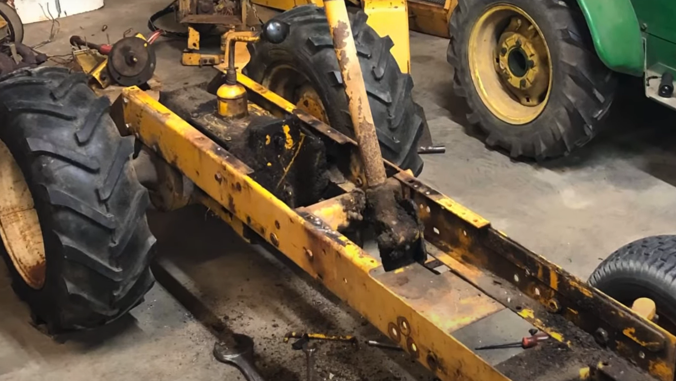 How to Build a Pulling Garden Tractor? - GardenProfy