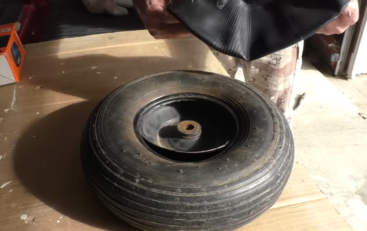 How to Inflate a Wheelbarrow Tire? - GardenProfy