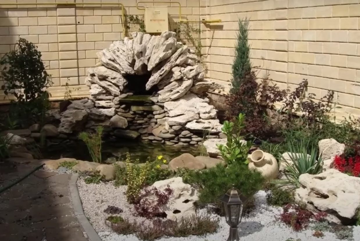 Landscaping Ideas for Sandy Soil - GardenProfy